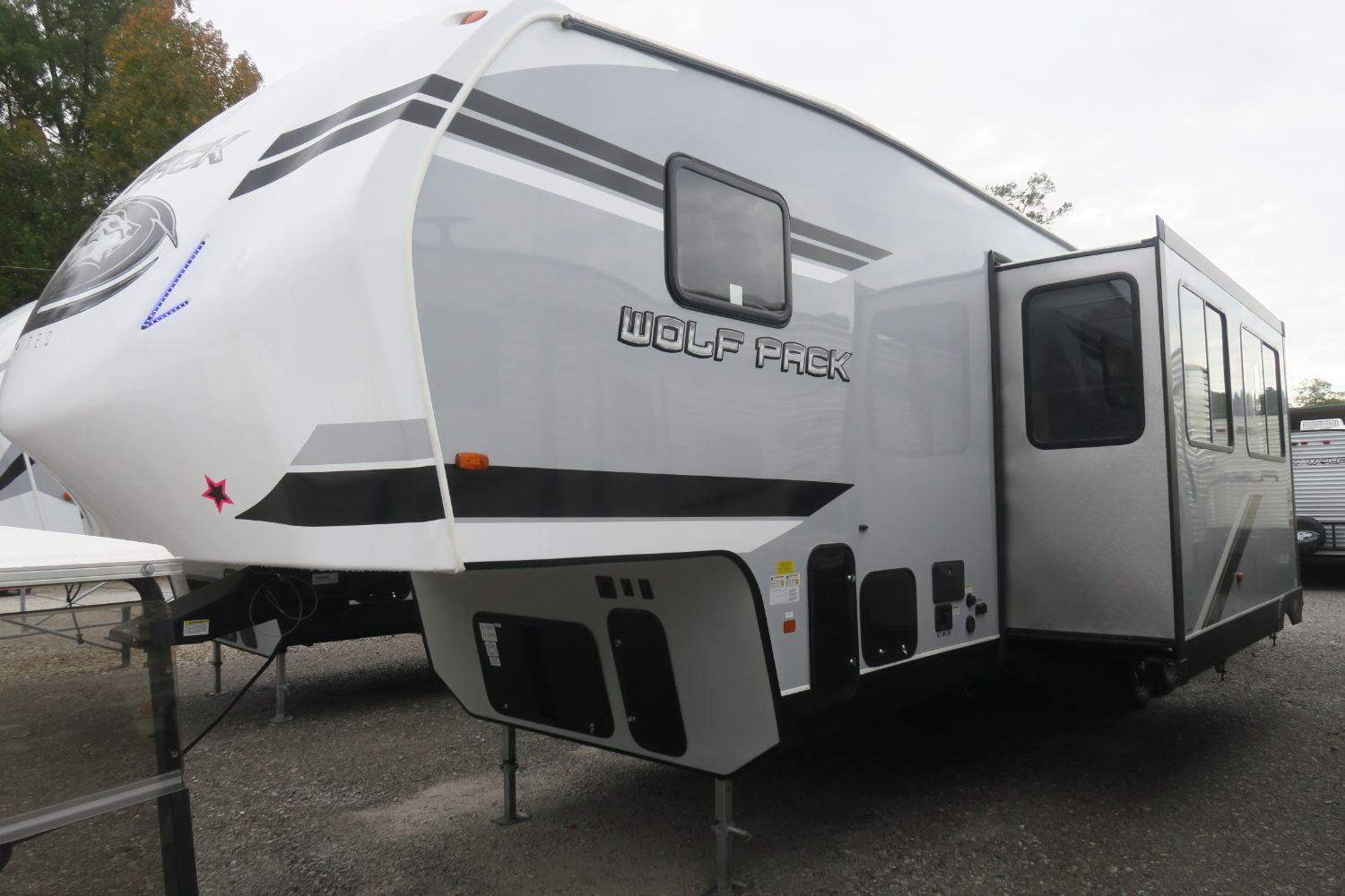 NEW 2019 CHEROKEE WOLF PACK 315PACK12 - Overview | Berryland Campers