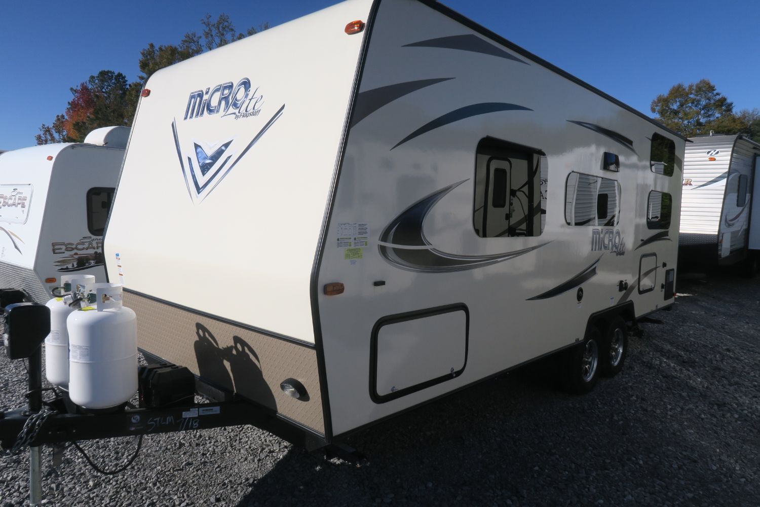 USED 2018 FLAGSTAFF MICROLITE 23LB - Overview | Berryland Campers