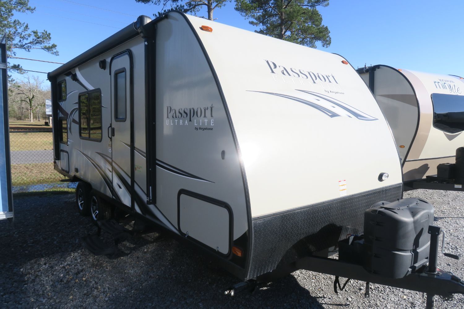 USED 2017 KEYSTONE PASSPORT 238ML - Overview | Berryland Campers