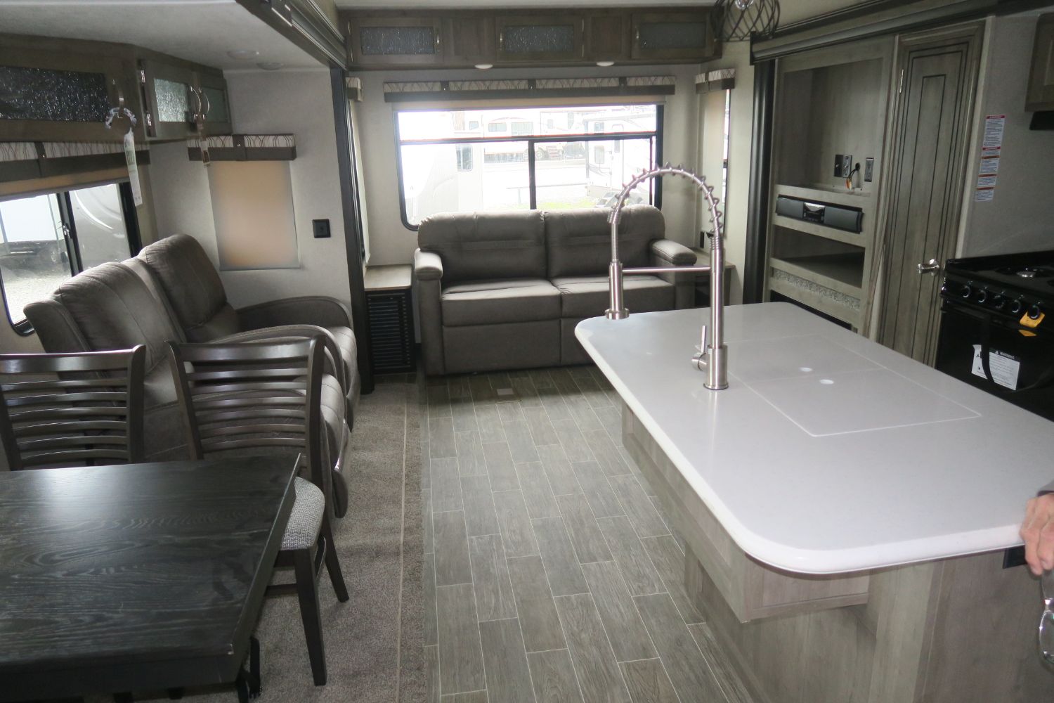 NEW 2019 PUMA DESTINATION 38RLB - Overview | Berryland Campers