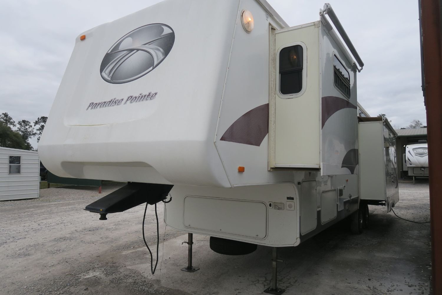 USED 2005 CROSSROADS RV PARADISE POINTE 36 - Overview | Berryland Campers