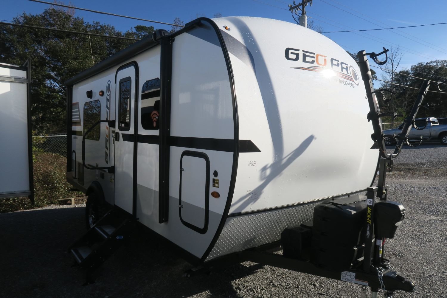 NEW 2019 ROCKWOOD GEO PRO 19FD - Overview | Berryland Campers