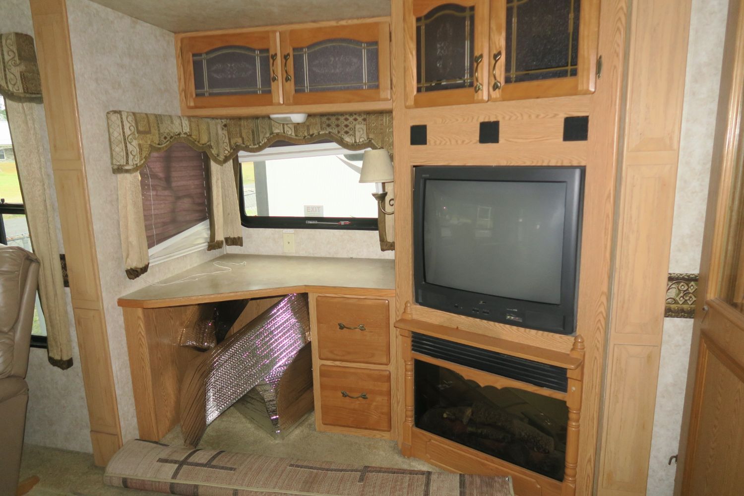 USED 2007 KEYSTONE MONTANA 3500RL - Overview | Berryland Campers