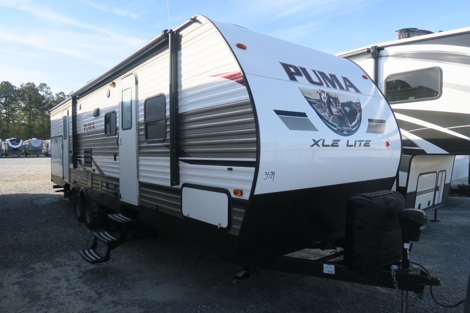 NEW 2019 PUMA XLE LITE 31BHSC - Overview | Berryland Campers