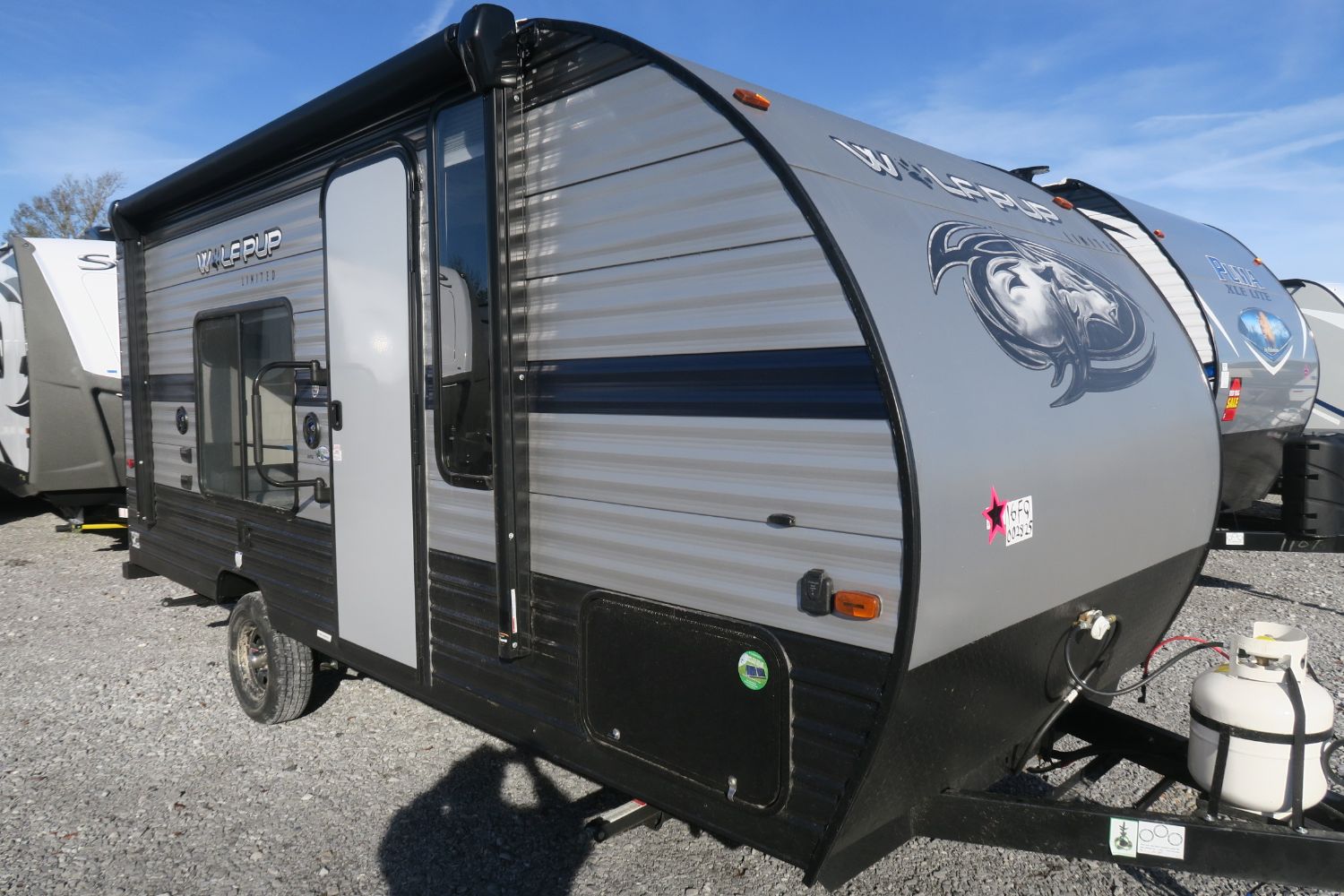 NEW 2019 CHEROKEE WOLF PUP 16FQ - Overview | Berryland Campers
