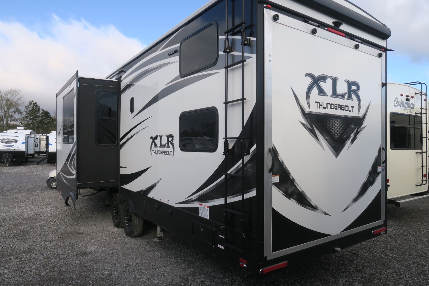 NEW 2019 XLR THUNDERBOLT 369AMP - Overview | Berryland Campers