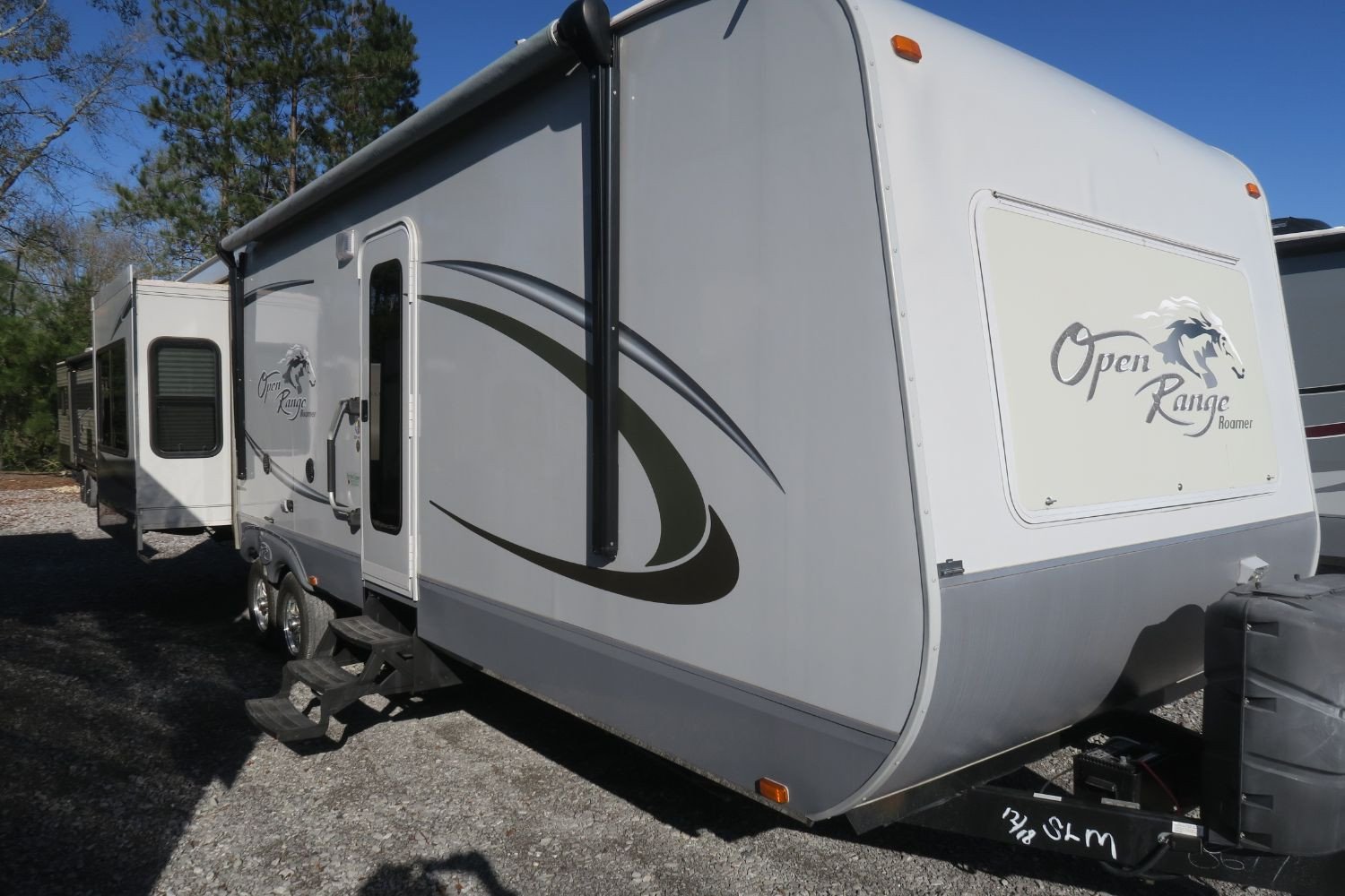 USED 2013 OPEN RANGE ROAMER 320RES - Overview | Berryland Campers