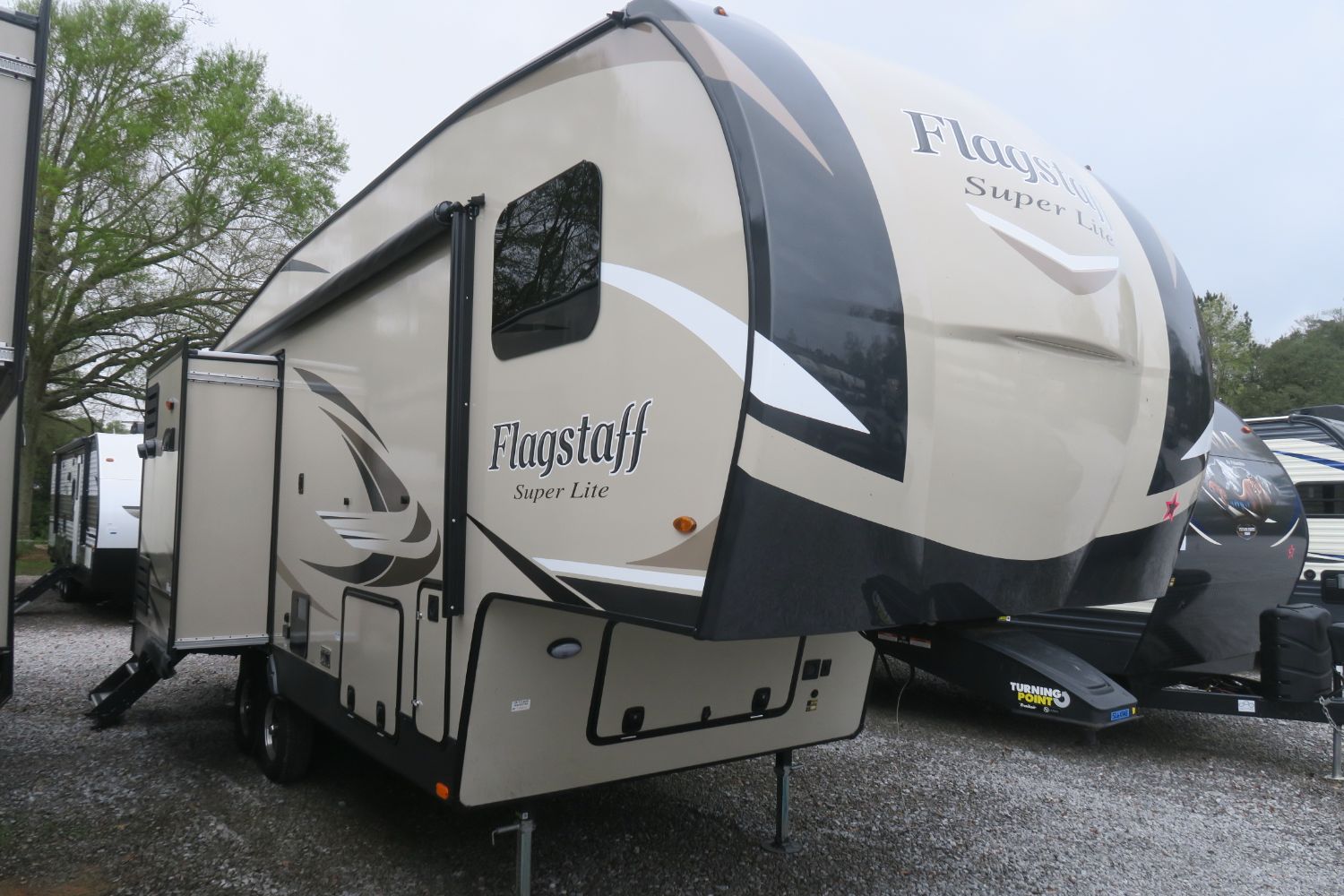 NEW 2019 FLAGSTAFF SUPER LITE 526KSWS - Overview | Berryland Campers