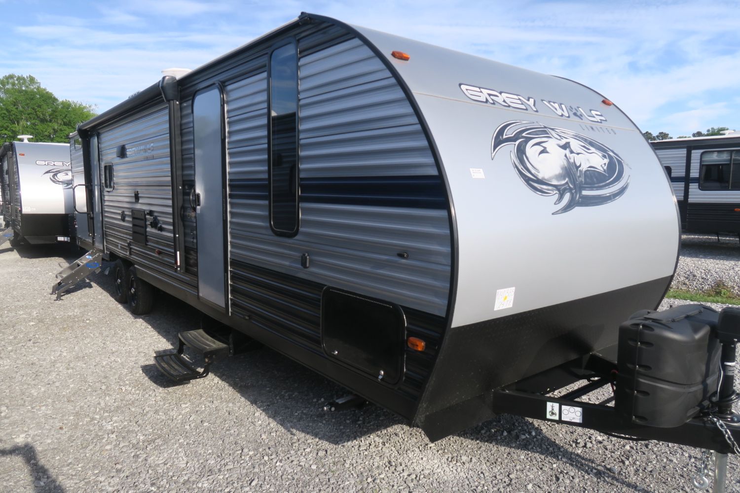 NEW 2019 CHEROKEE GREY WOLF 29TE - Overview | Berryland Campers