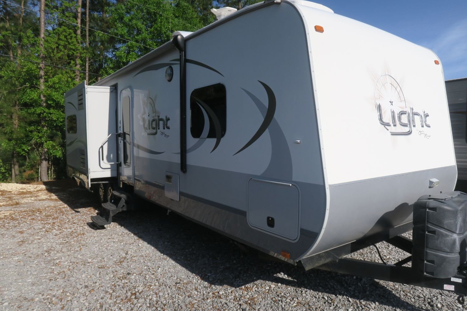 USED 2013 OPEN RANGE LIGHT 308BHS - Overview | Berryland Campers