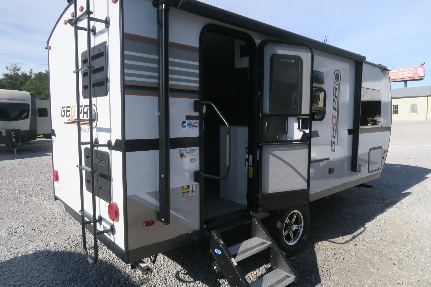 NEW 2020 ROCKWOOD GEO PRO 19FBS - Overview | Berryland Campers