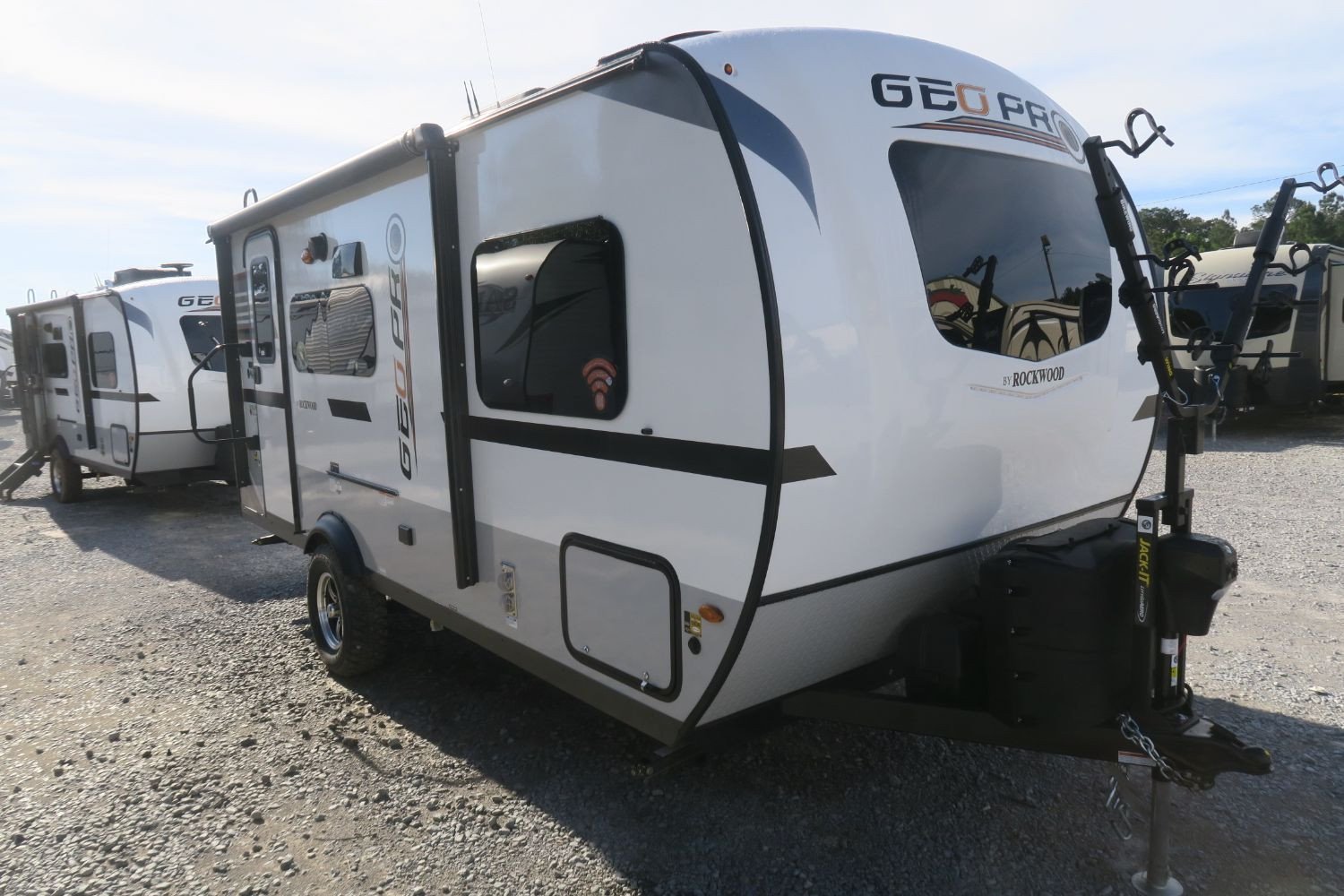 NEW 2020 ROCKWOOD GEO PRO 19FBS - Overview | Berryland Campers