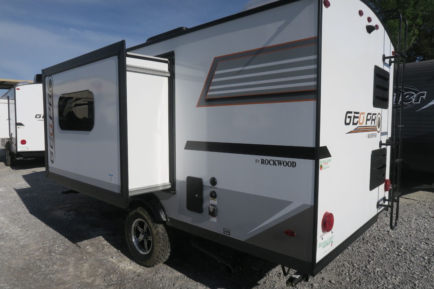NEW 2020 ROCKWOOD GEO PRO 19FBS - Overview | Berryland Campers