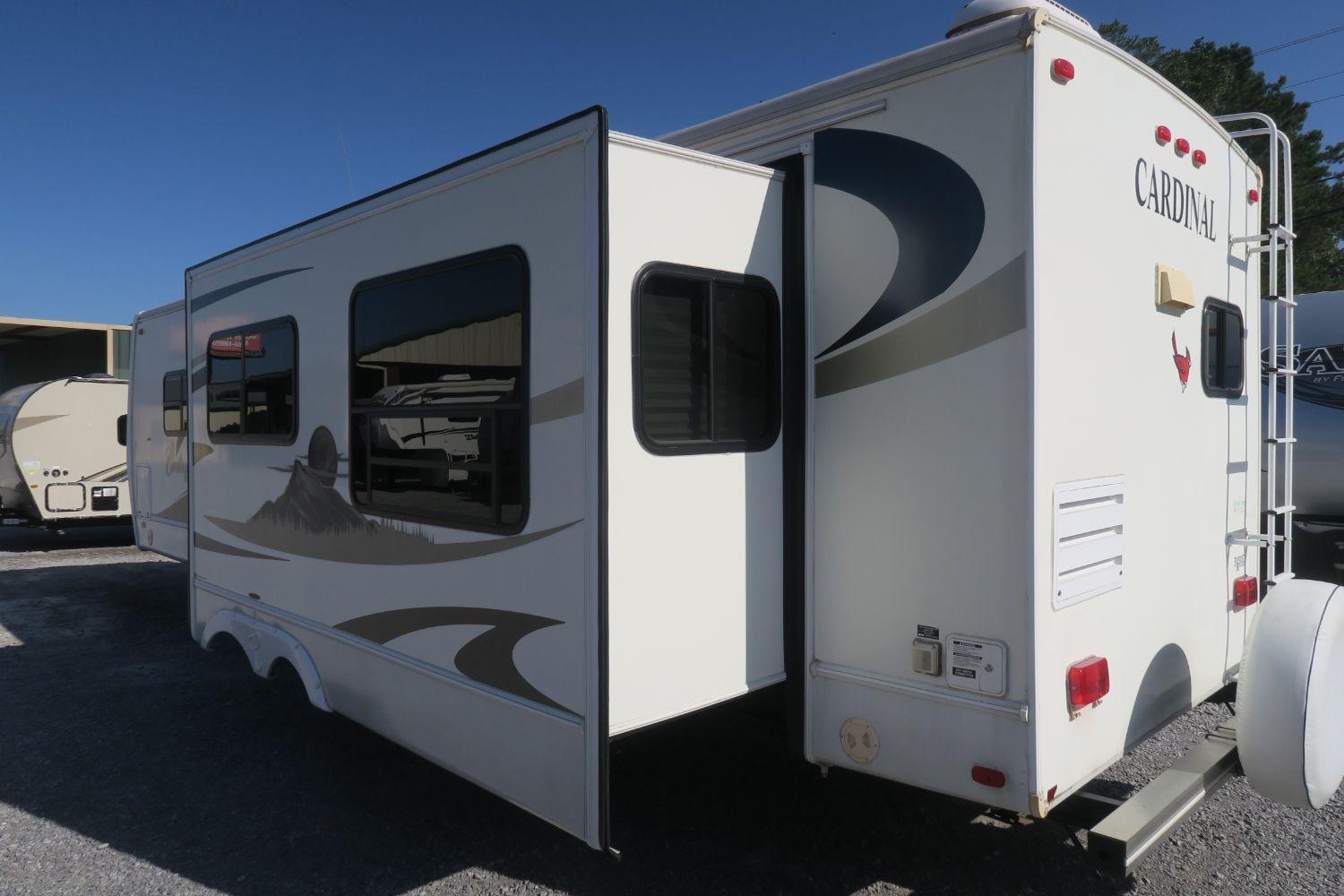 USED 2008 CARDINAL LUXURY 31RKS - Overview | Berryland Campers