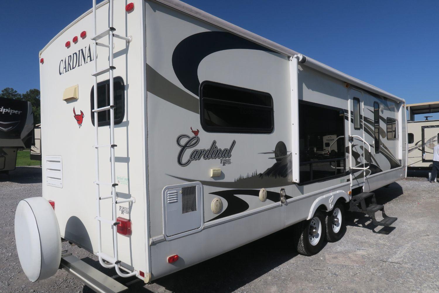 USED 2008 CARDINAL LUXURY 31RKS - Overview | Berryland Campers