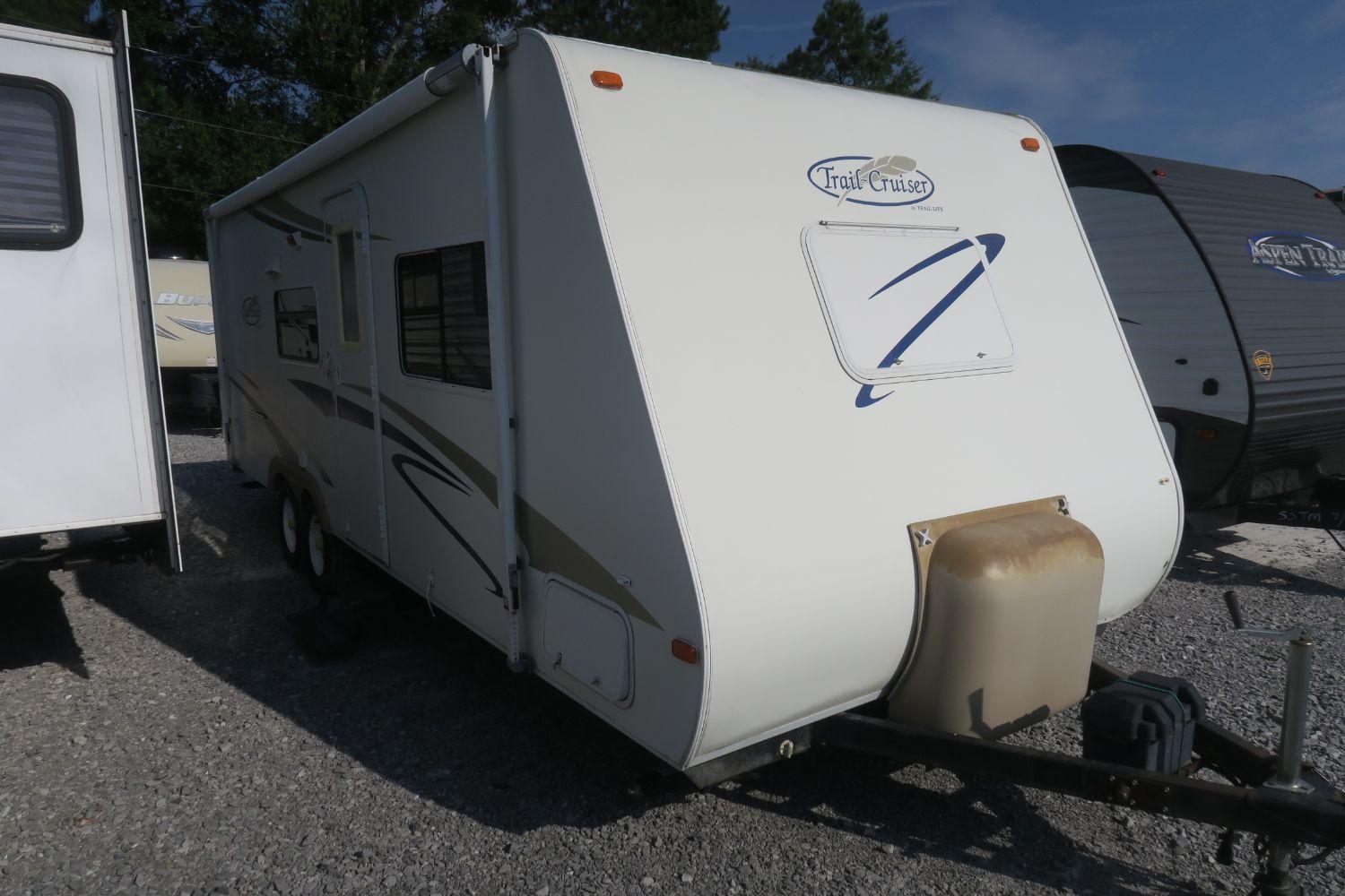 USED 2006 TRAIL CRUISER 26QBH - Overview | Berryland Campers