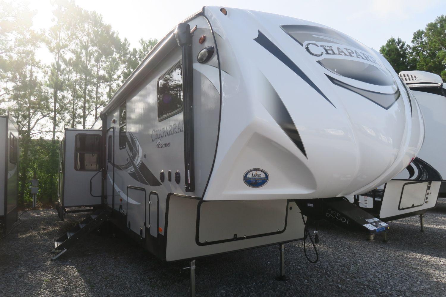 NEW 2020 CHAPARRAL 373MBRB - Overview | Berryland Campers