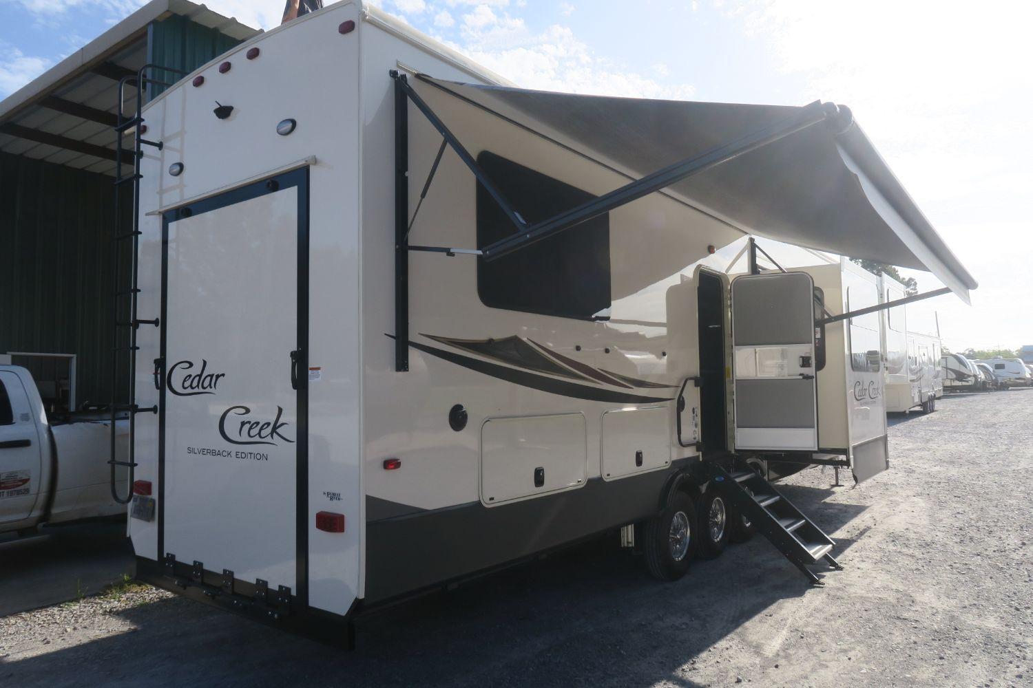 NEW 2020 CEDAR CREEK SILVERBACK EDITION 37RTH - Overview | Berryland ...