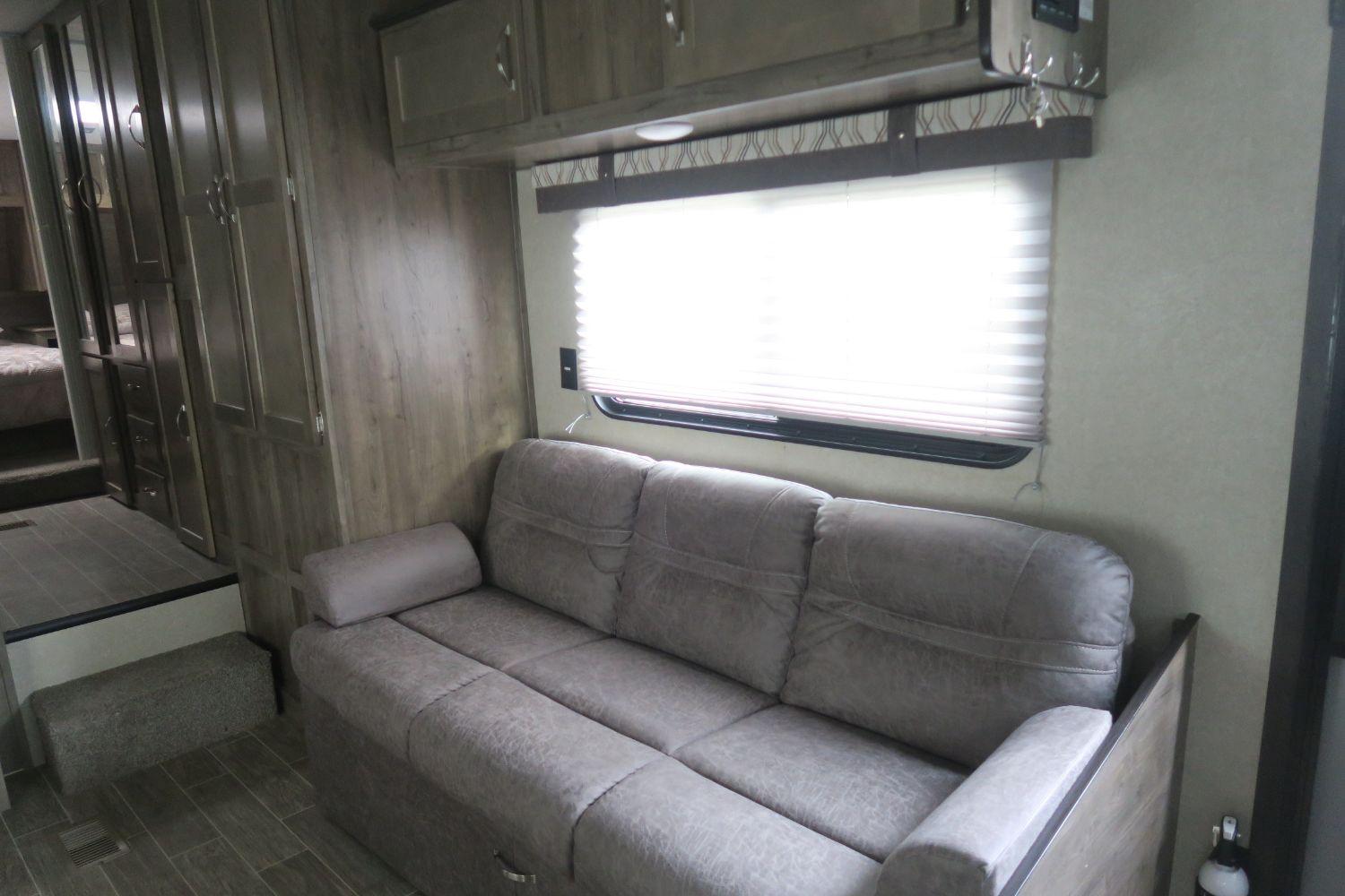 USED 2019 PUMA 255RKS - Overview | Berryland Campers