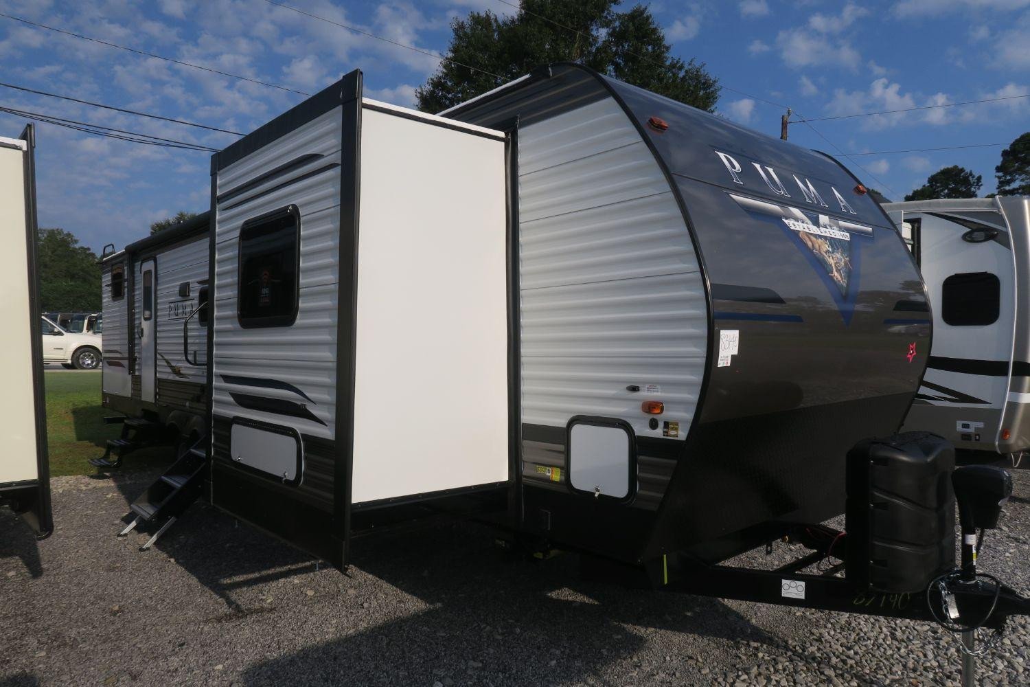 NEW 2020 PUMA 32BHQS - Overview | Berryland Campers