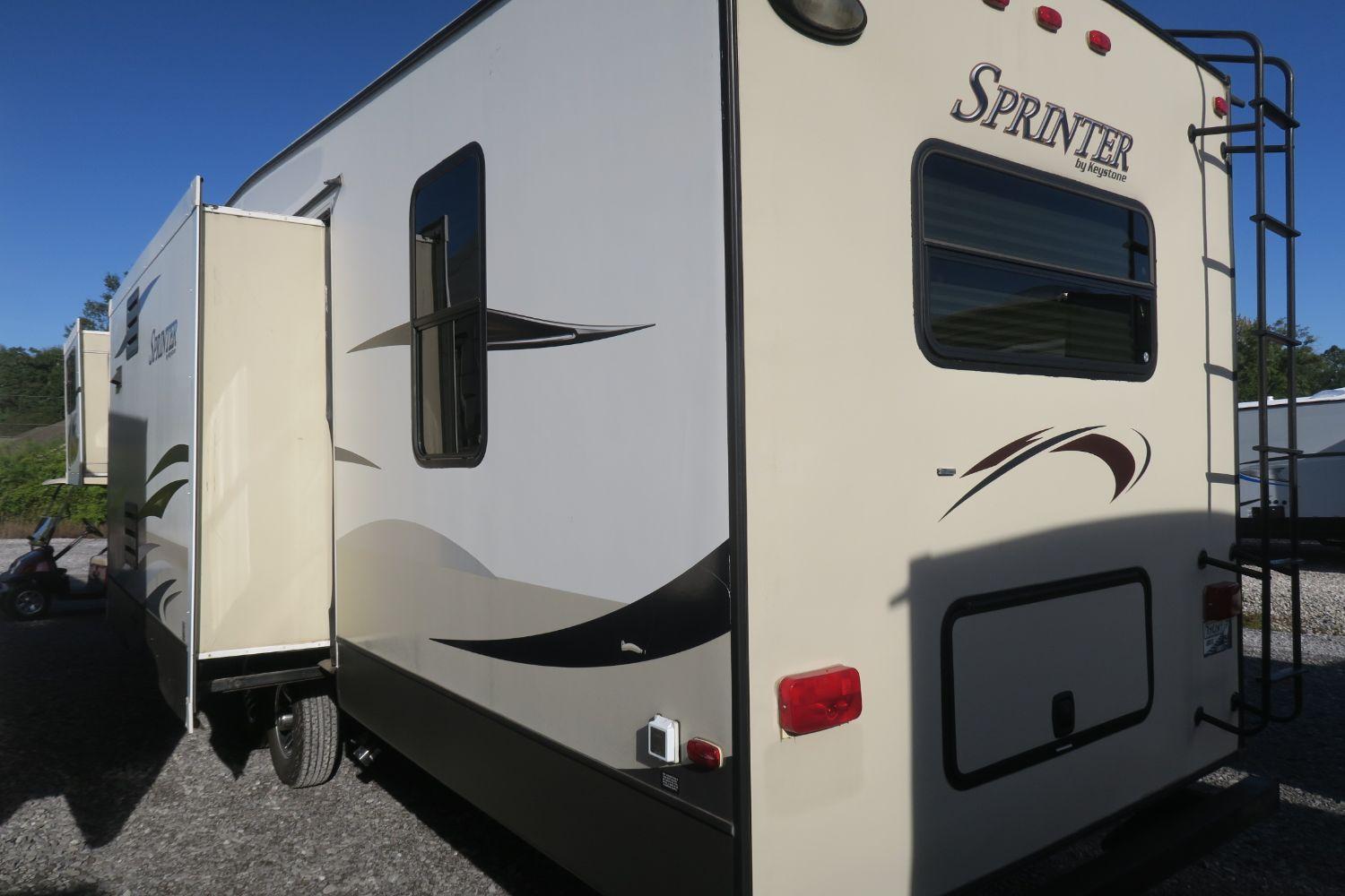 USED 2013 SPRINTER 333FWFLS - Overview | Berryland Campers