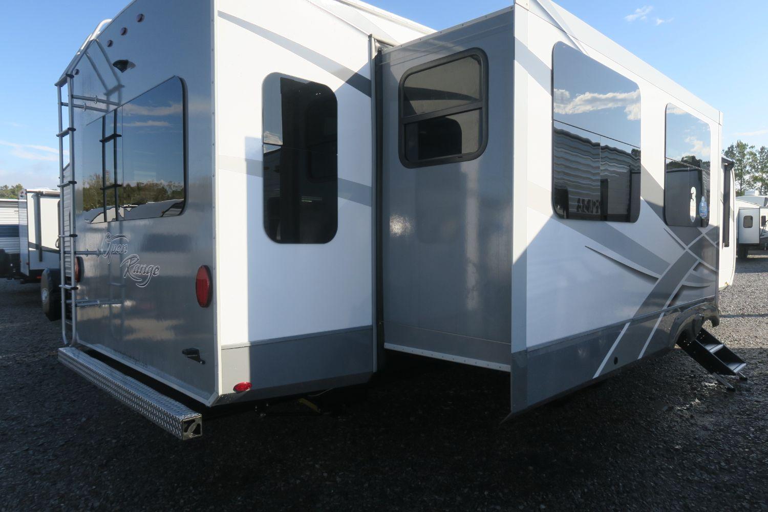 NEW 2020 OPEN RANGE 323RLS - Overview | Berryland Campers