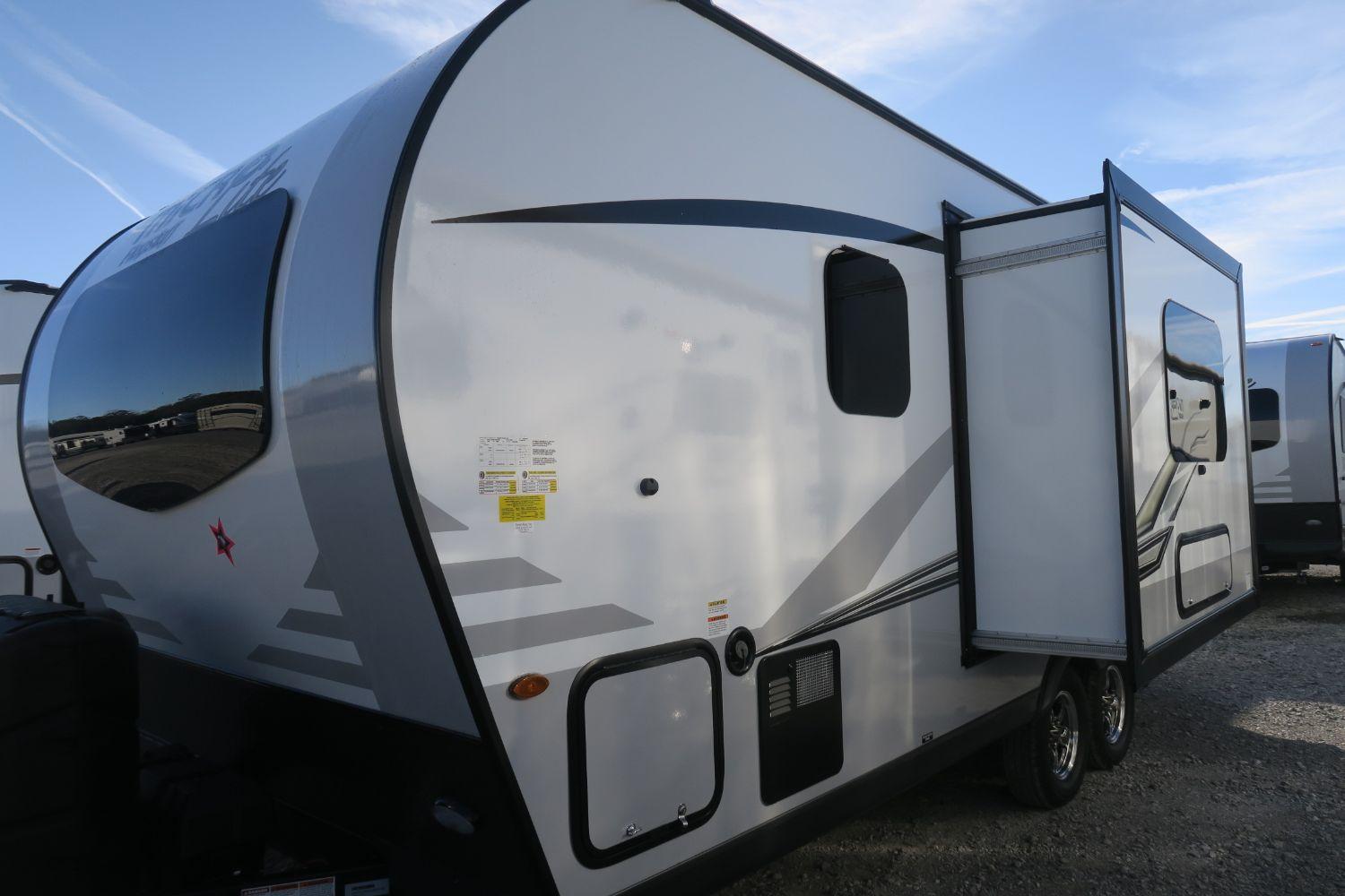 NEW 2020 FLAGSTAFF MICRO LITE 21FBRS - Overview | Berryland Campers