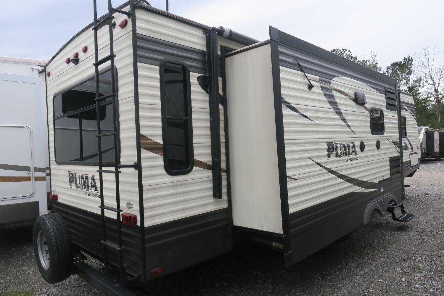 USED 2017 PUMA 30RLIS - Overview | Berryland Campers
