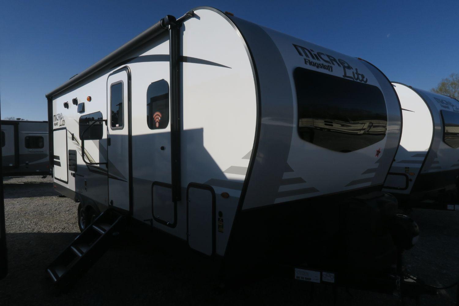 NEW 2020 FLAGSTAFF MICRO LITE 25BDS - Overview | Berryland Campers