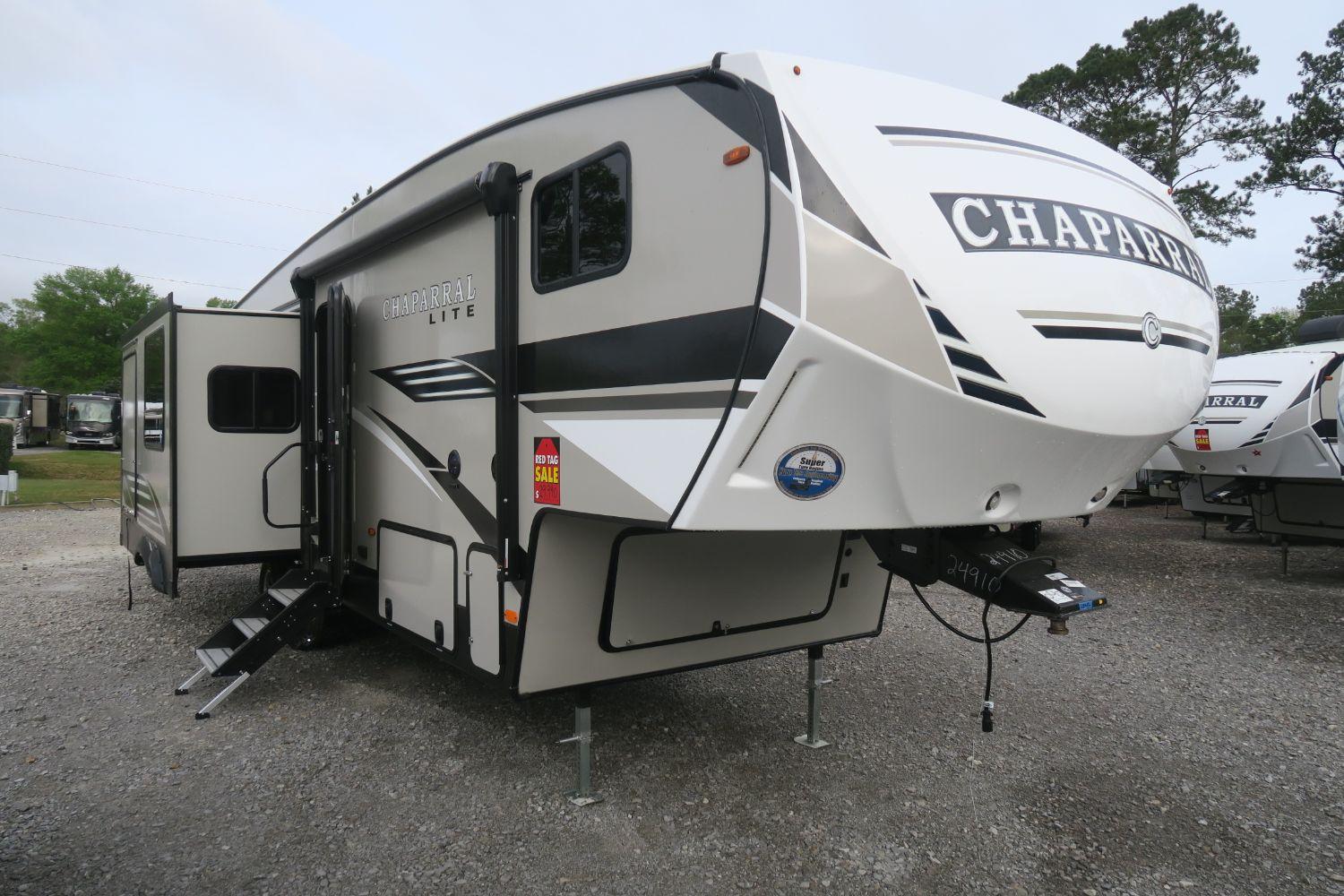 NEW 2020 CHAPARRAL LITE 284RL - Overview | Berryland Campers