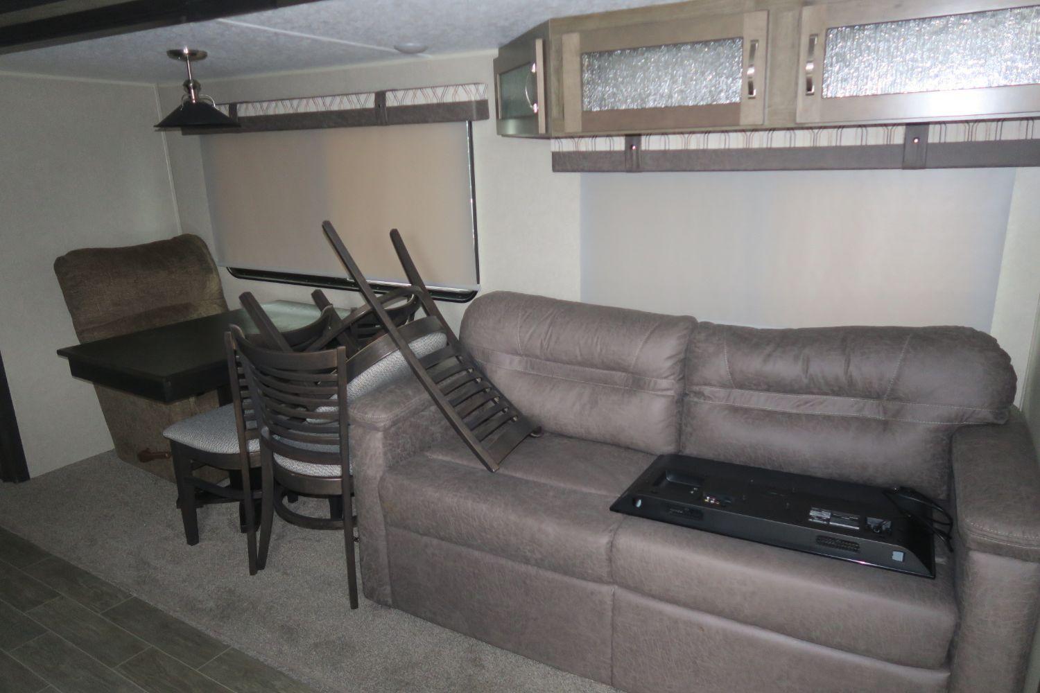 USED 2019 PUMA DESTINATION 38DBS - Overview | Berryland Campers