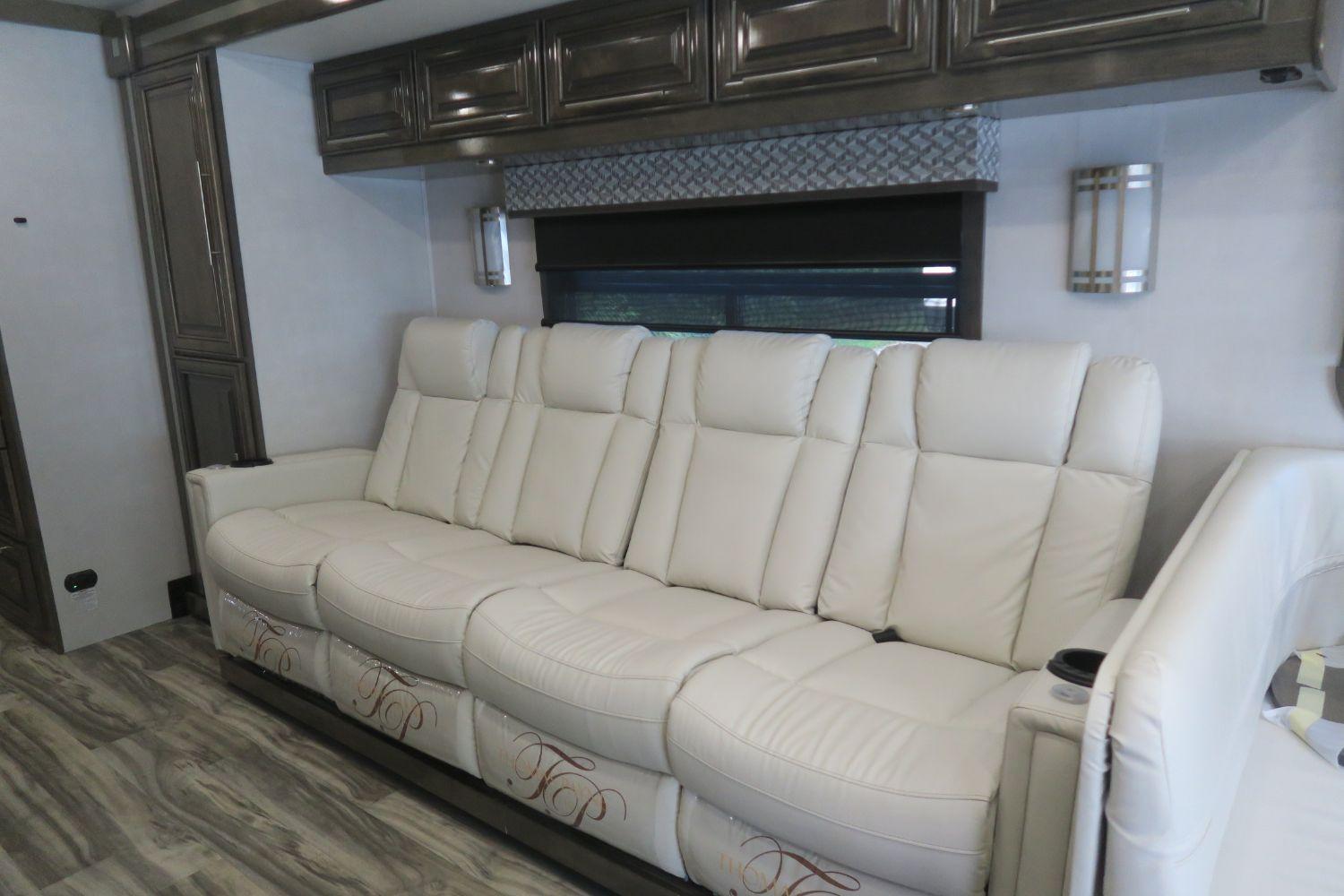 NEW 2021 GEORGETOWN 7 SERIES GT7 36D7 - Overview | Berryland Campers