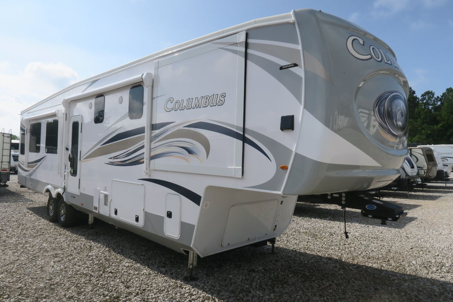 New Forest River Columbus Fifth Wheel Towables | Berryland Campers