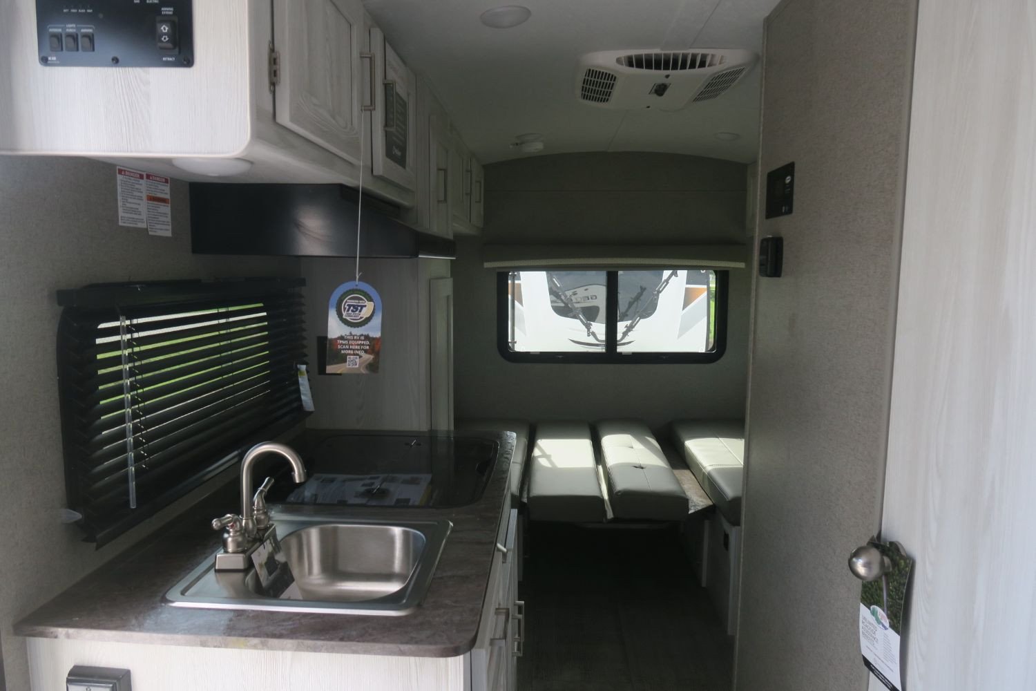 NEW 2021 ROCKWOOD GEO PRO 19RD - Overview | Berryland Campers