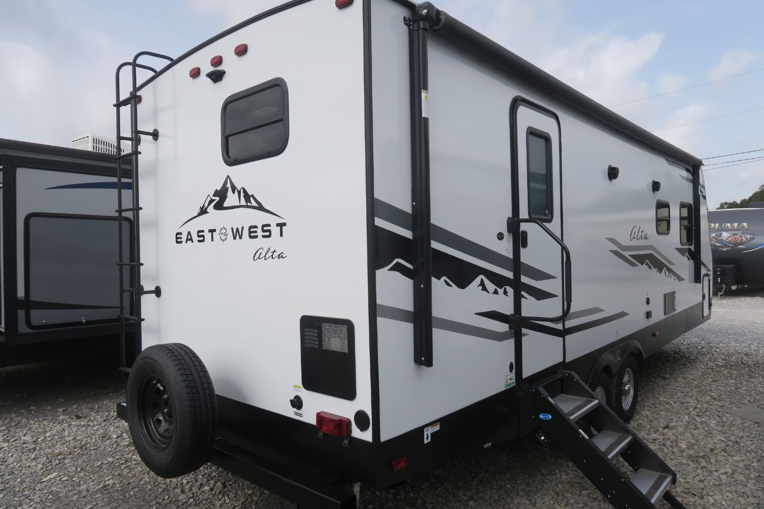 NEW 2021 ALTA 2600KRB - Overview | Berryland Campers