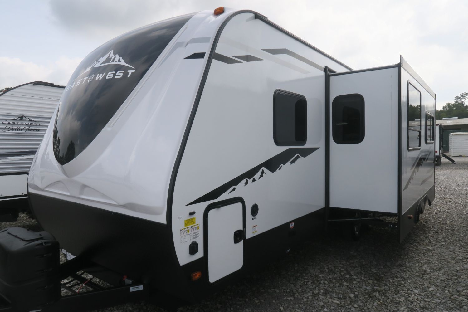 NEW 2021 ALTA 2600KRB - Overview | Berryland Campers