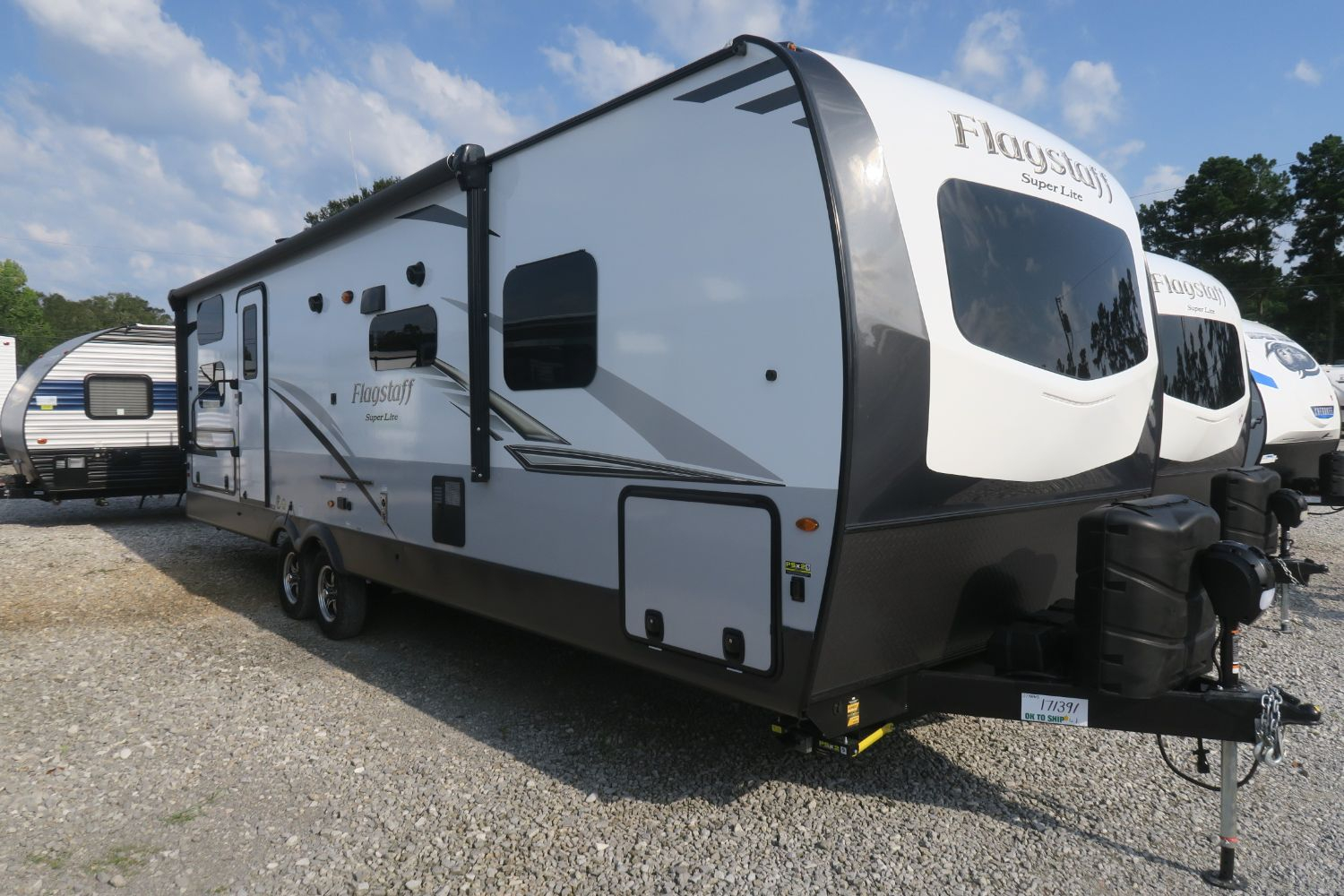 NEW 2021 FLAGSTAFF SUPER LITE 27BHWS - Overview | Berryland Campers
