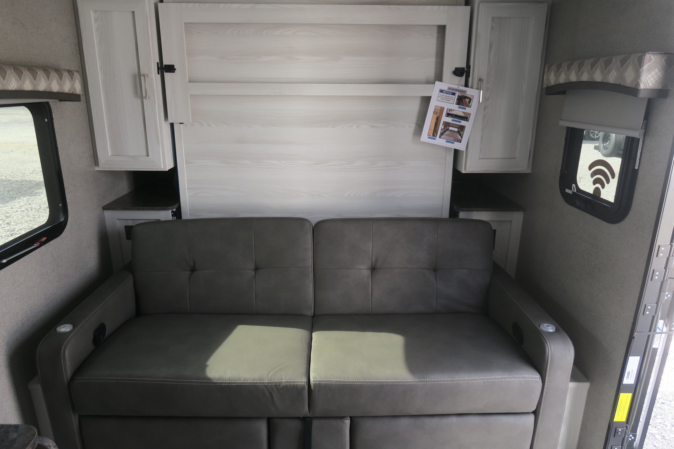 NEW 2021 FLAGSTAFF E-PRO 19FD - Overview | Berryland Campers