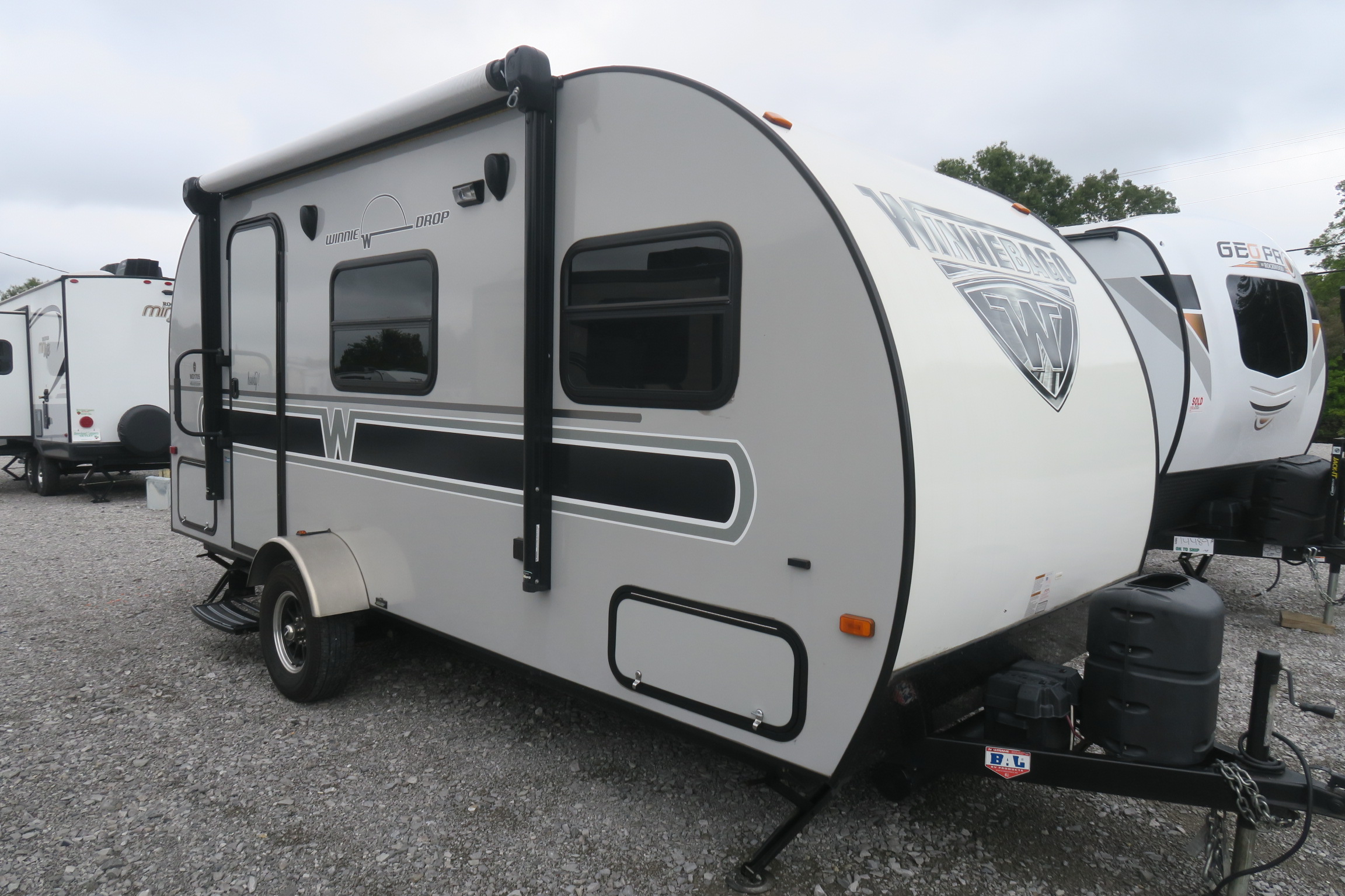 USED 2017 WINNEBAGO WINNIE DROP 170S - Overview | Berryland Campers