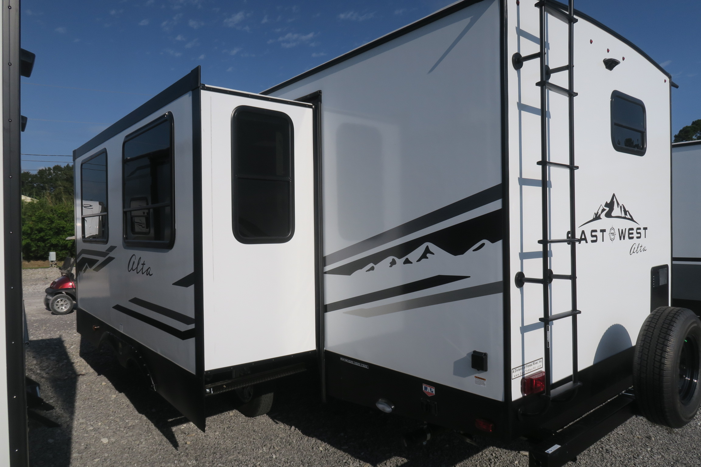 NEW 2021 ALTA 2600KRB - Overview | Berryland Campers