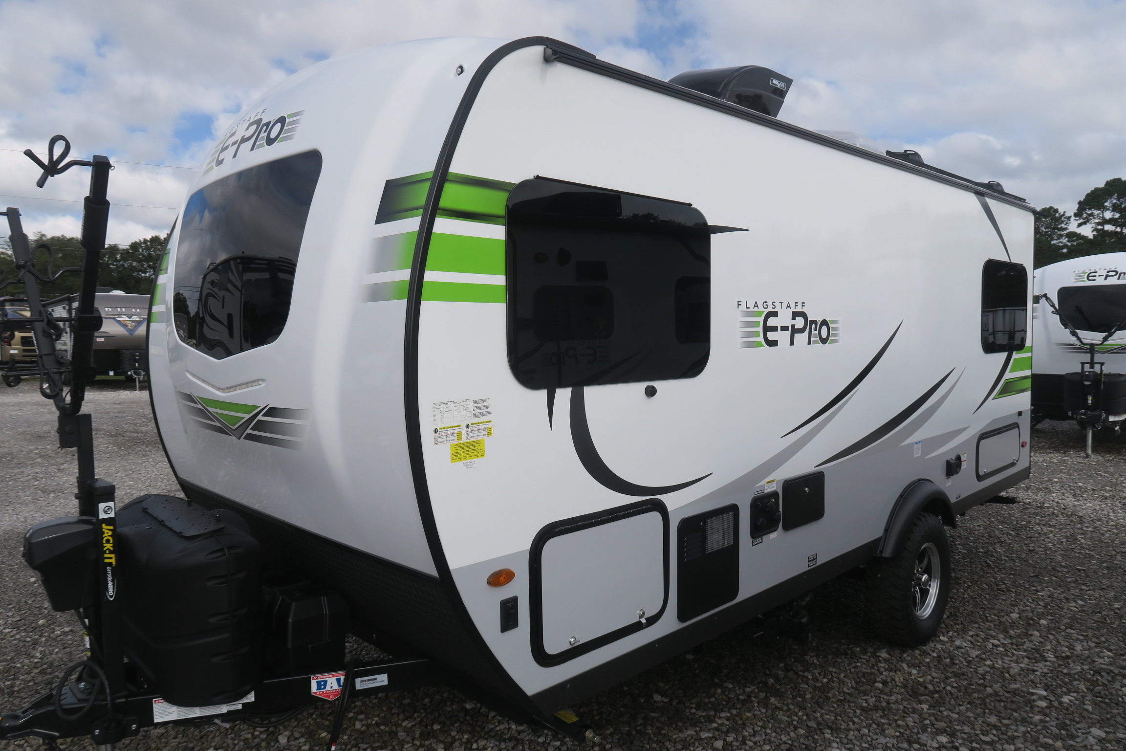 NEW 2021 FLAGSTAFF E-PRO 19RD - Overview | Berryland Campers
