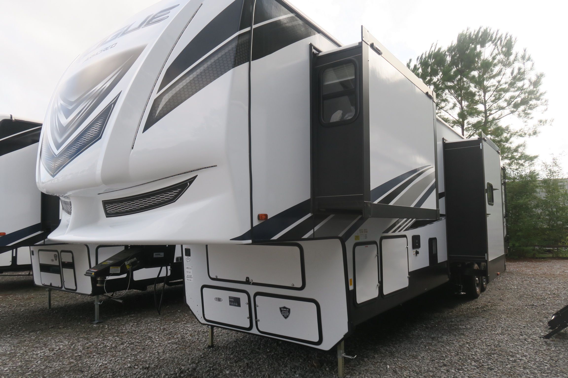 NEW 2021 ROGUE ARMORED 351G - Overview | Berryland Campers