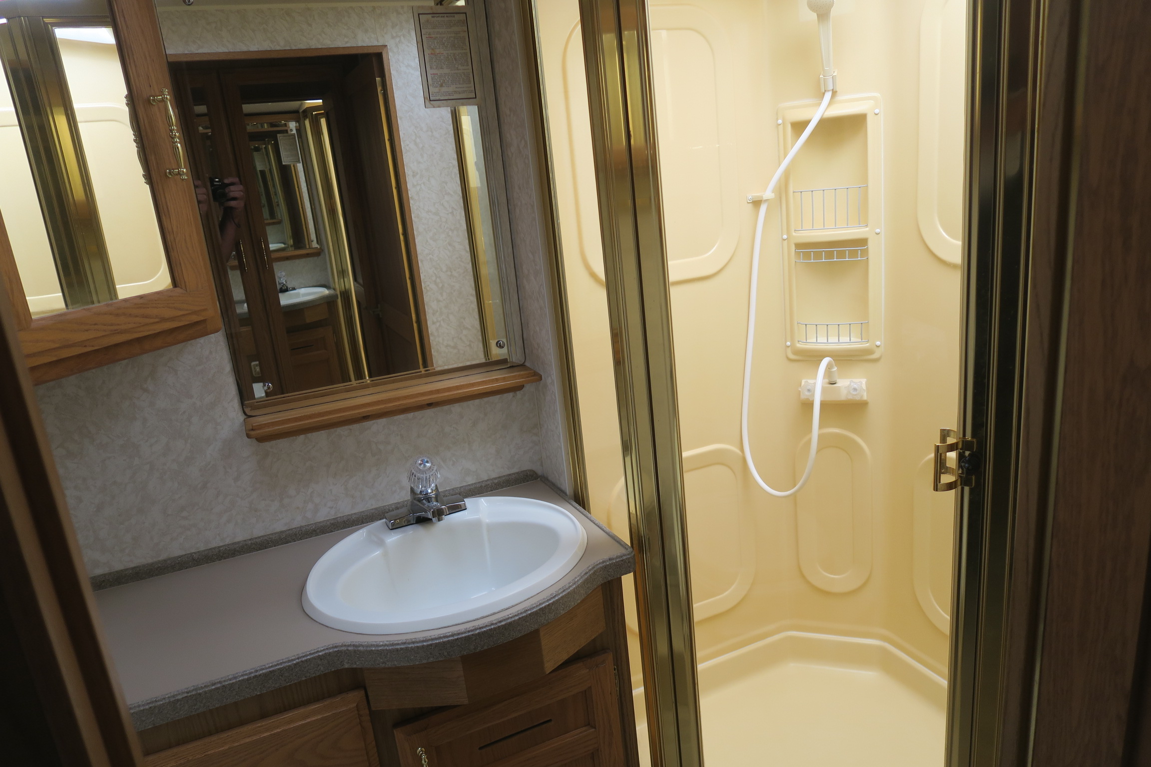 USED 1999 PACE ARROW VISION - Overview | Berryland Campers