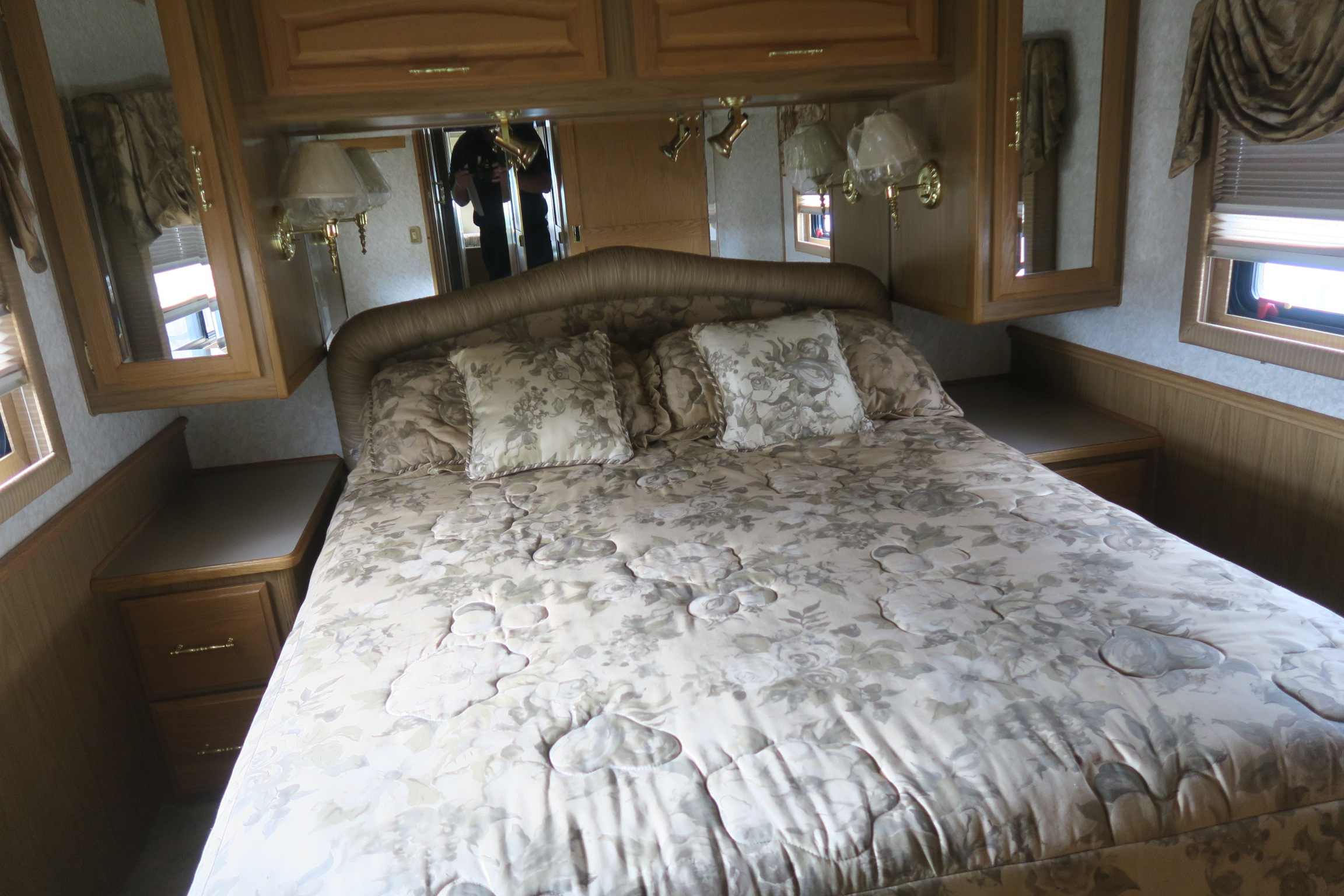 USED 1999 PACE ARROW VISION - Overview | Berryland Campers