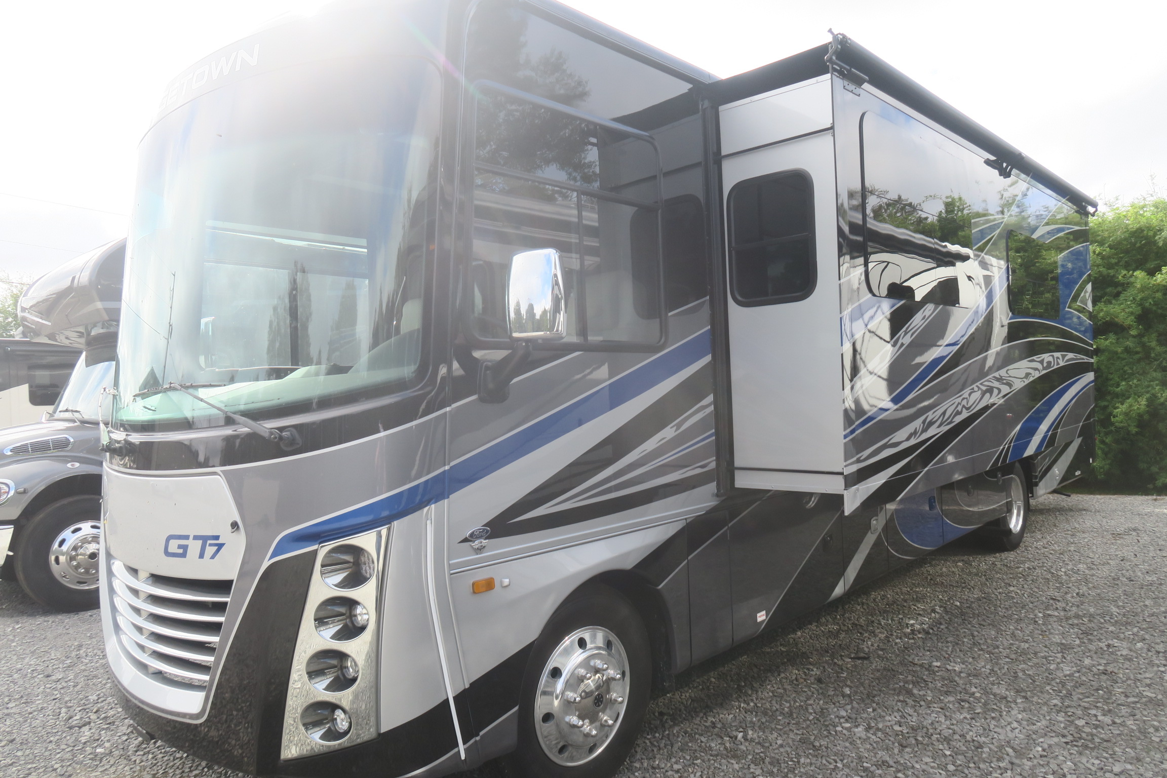 NEW 2021 GEORGETOWN 7 SERIES GT7 36D - Overview | Berryland Campers