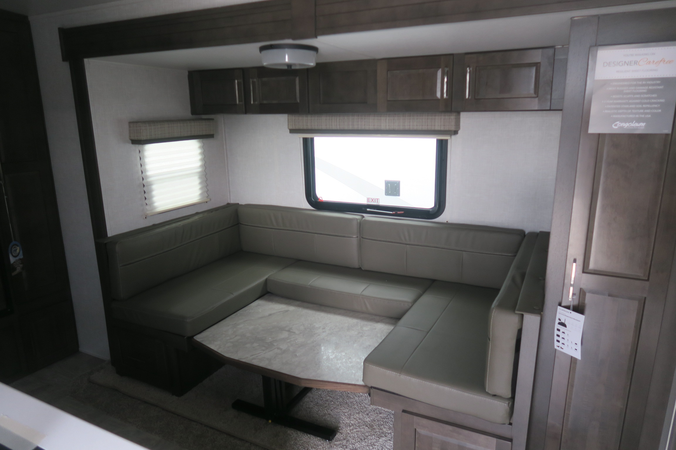 NEW 2021 FLAGSTAFF MICRO LITE 21DS - Overview | Berryland Campers