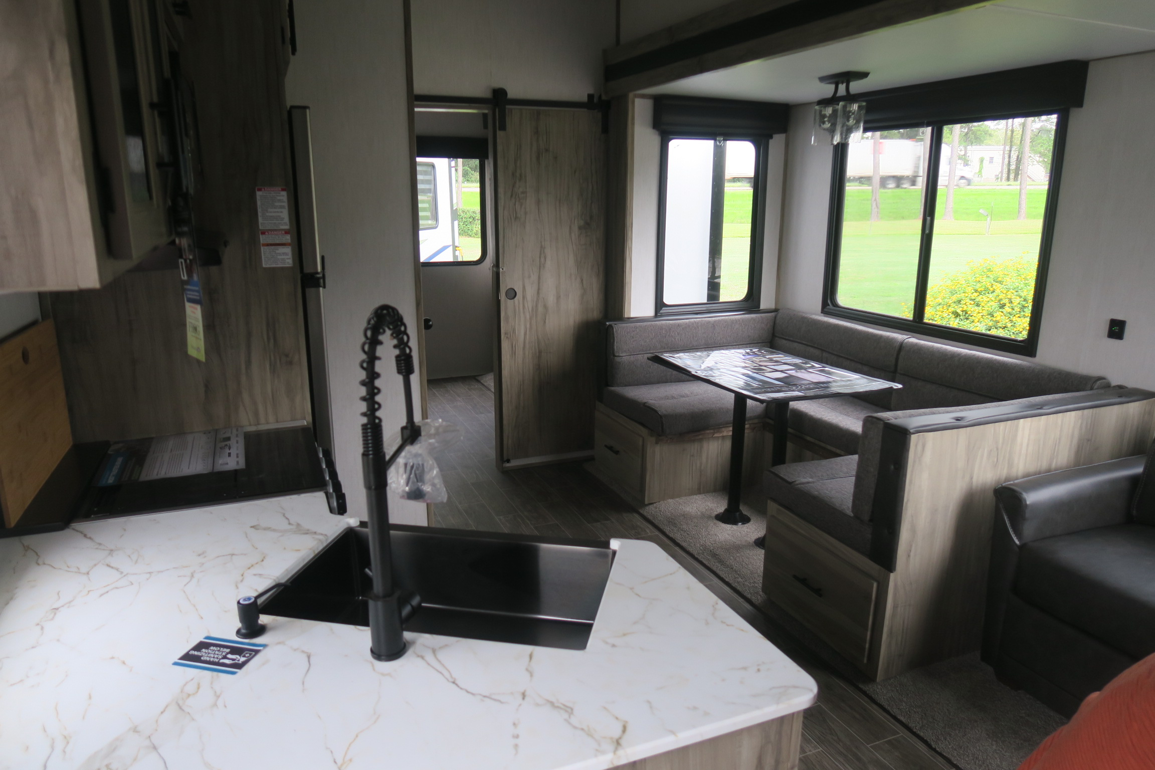 NEW 2021 CHEROKEE ARCTIC WOLF 321BH - Overview | Berryland Campers