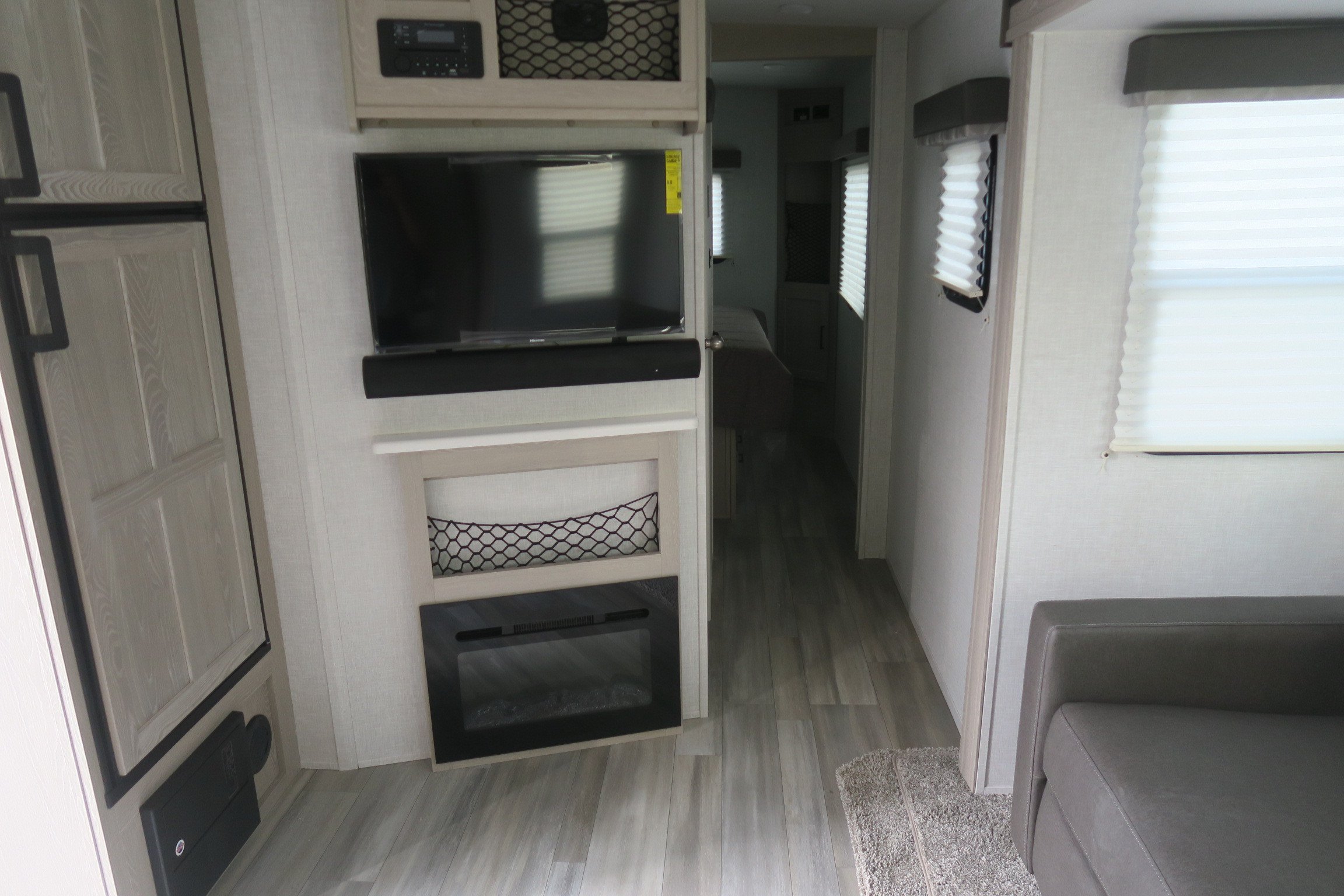 NEW 2021 ROCKWOOD MINI LITE 2506S - Overview | Berryland Campers