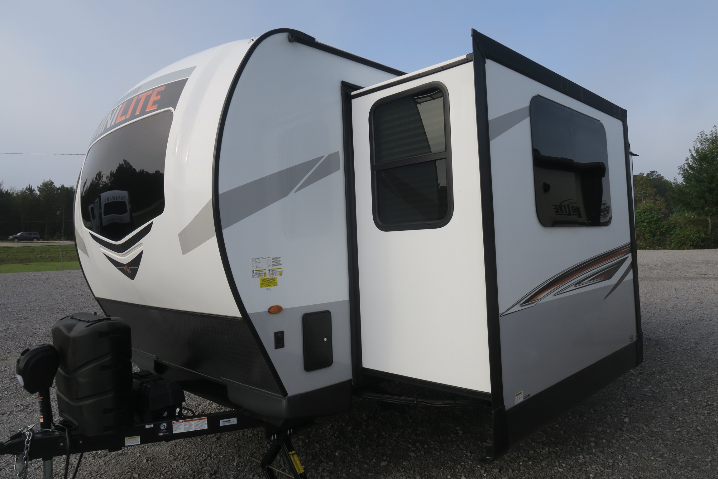 NEW 2021 ROCKWOOD MINI LITE 2506S - Overview | Berryland Campers