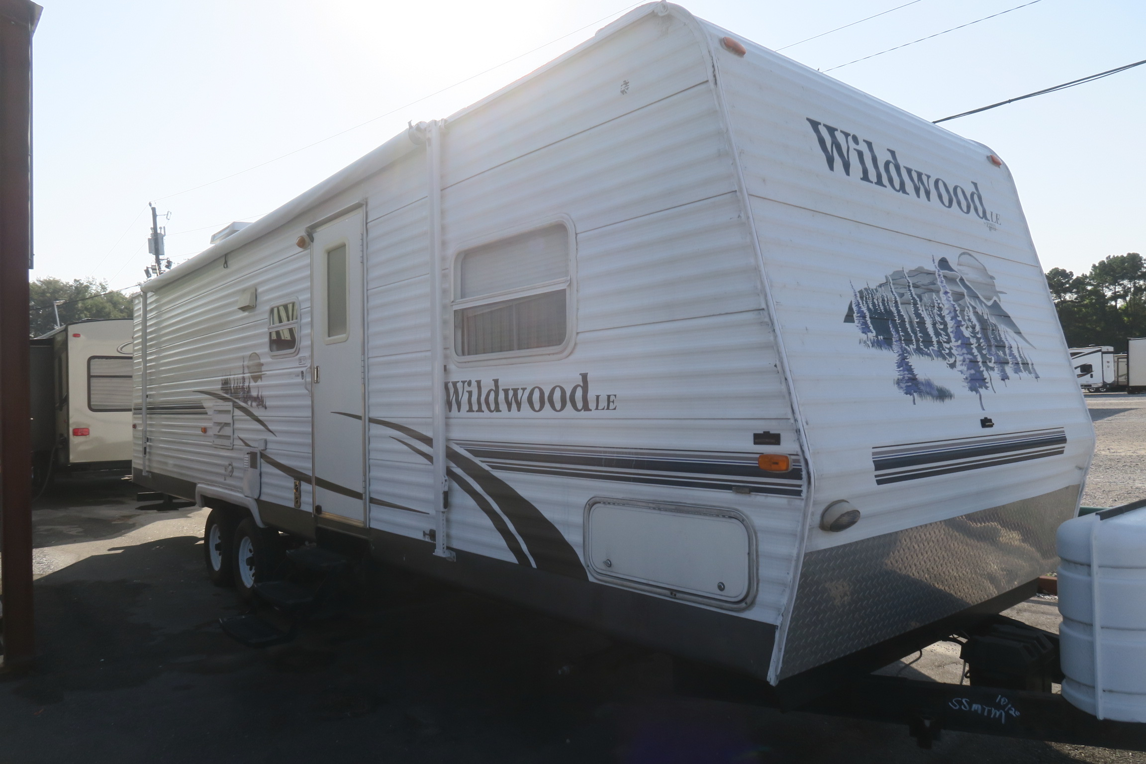 USED 2005 WILDWOOD 30BHBSLE - Overview | Berryland Campers